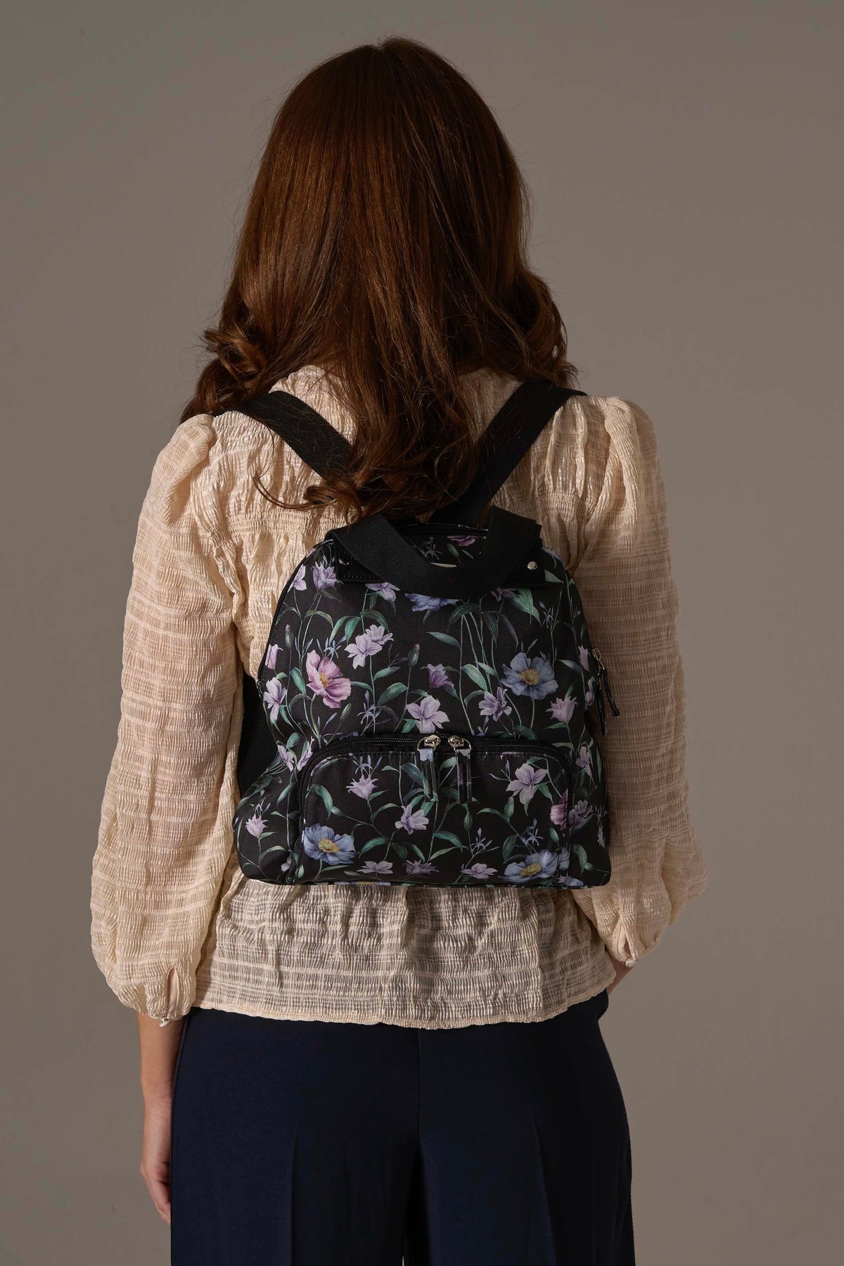 Kirsty Sale – Mia Tui