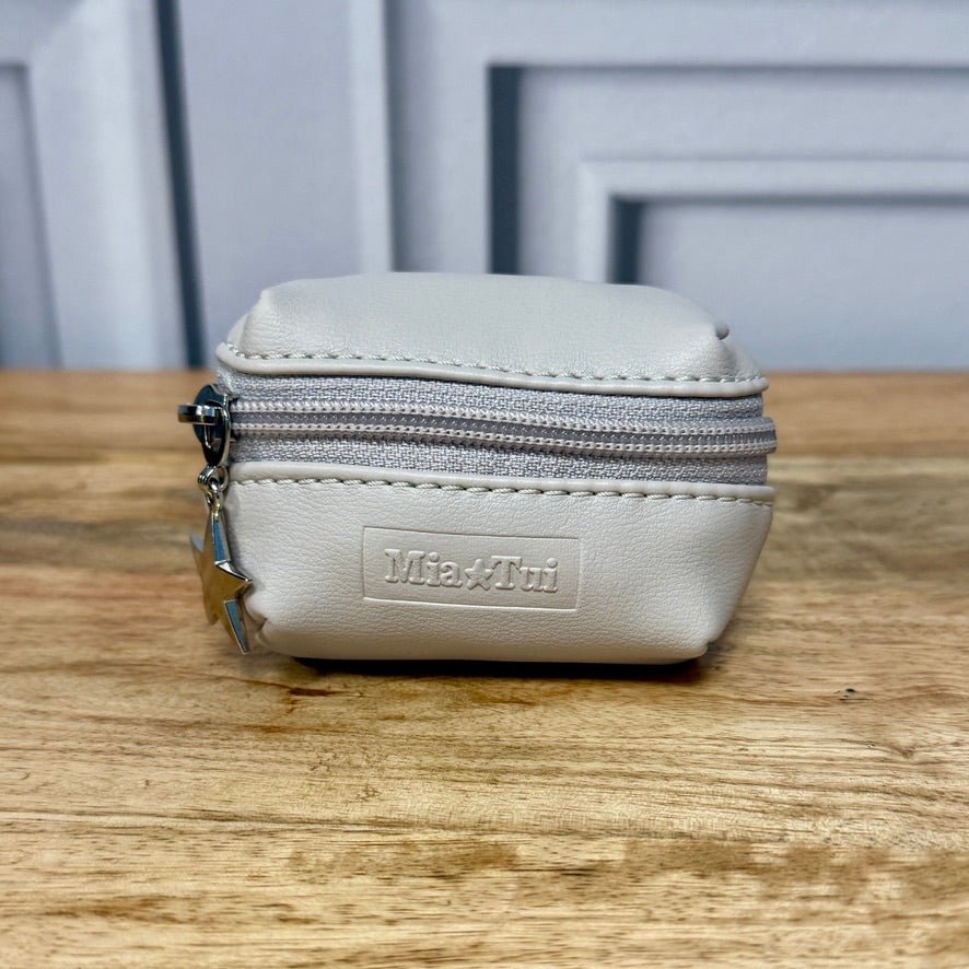 Ruby Earbud Case – Mia Tui