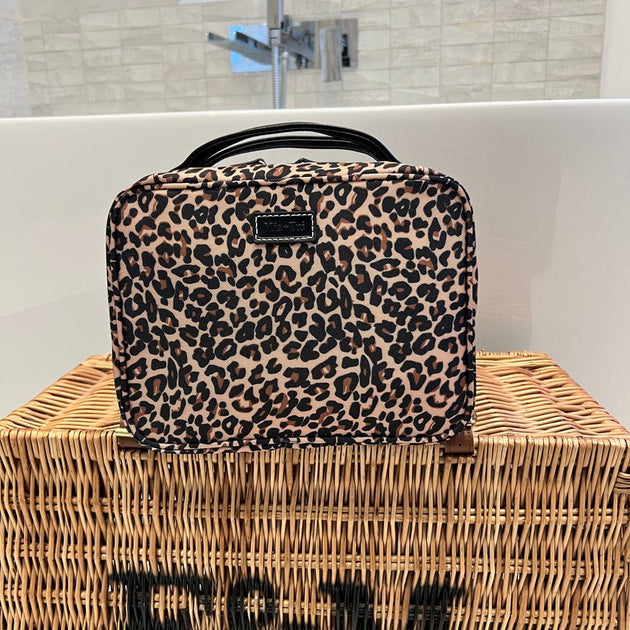 Lou Toiletry Case – Mia Tui